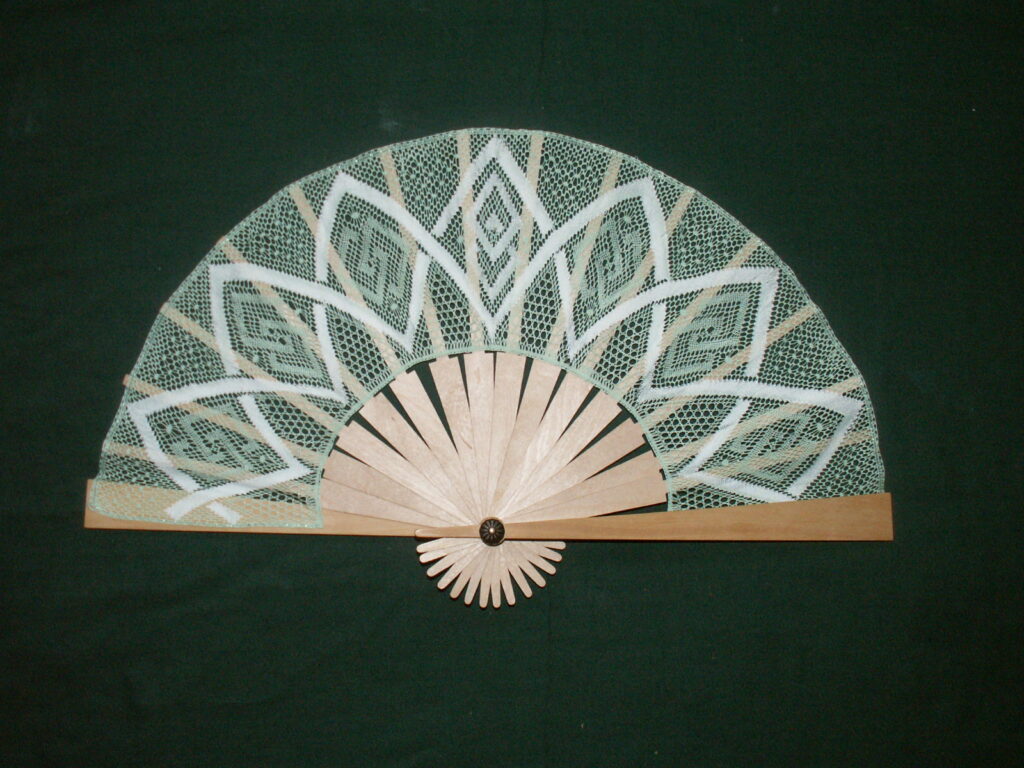 Stellar Fan – LACEWING DESIGNS