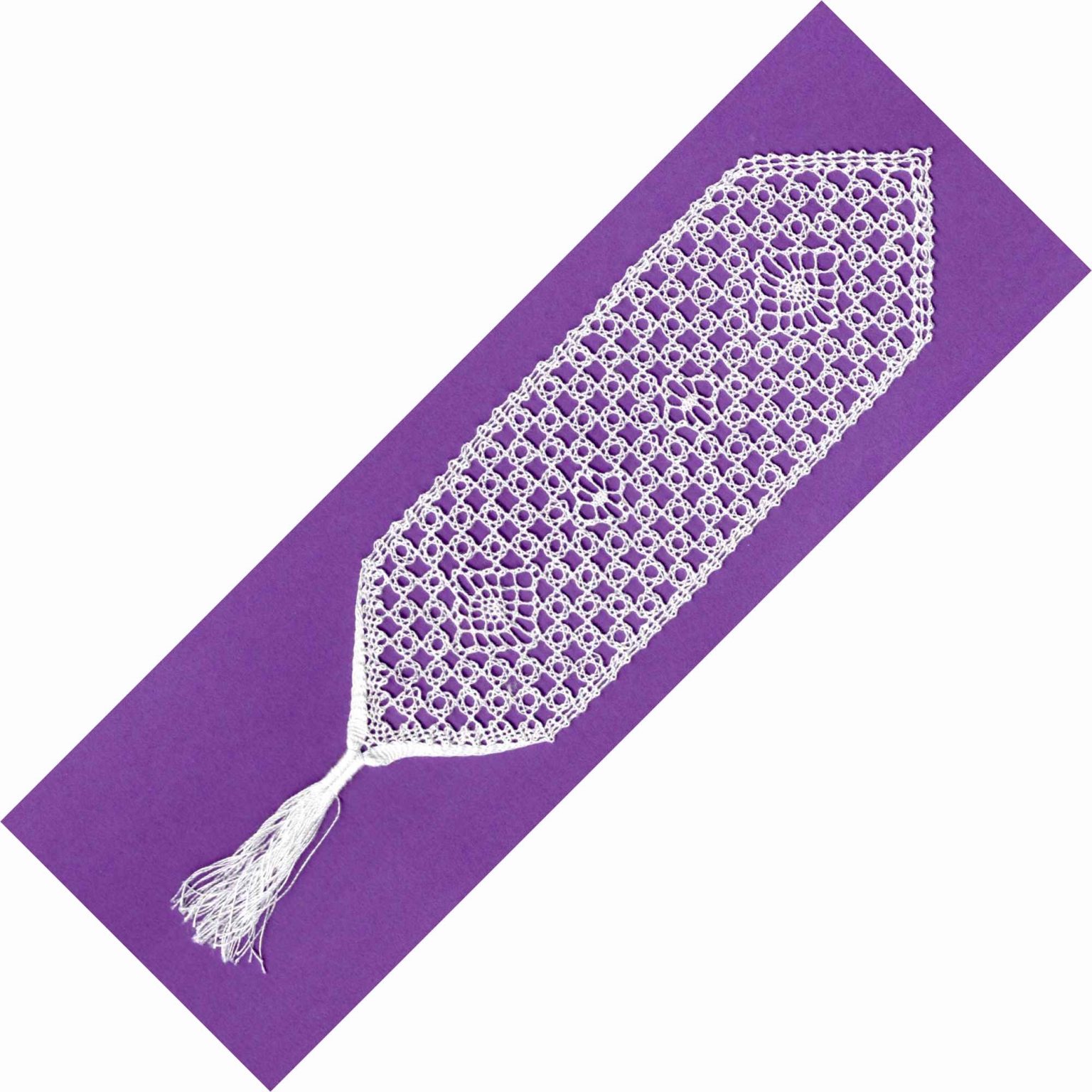 LACEWING DESIGNS – Bobbin Lace Pattern Designs, Threads and Accessories